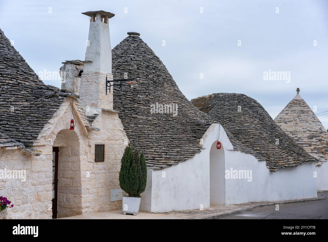 Alberobello traditional Trulli stone houses and white, in Italy Stock ...