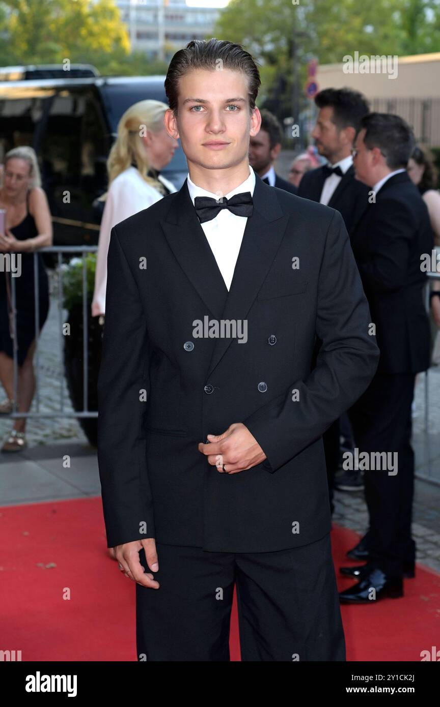 Luke Matt Röntgen beim Tribute to Bambi 2024 im JW Marriott Hotel ...