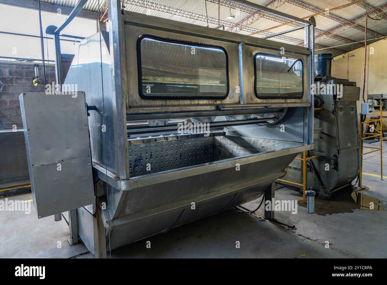 Jigger dyeing machine hi-res stock photography and images - Alamy