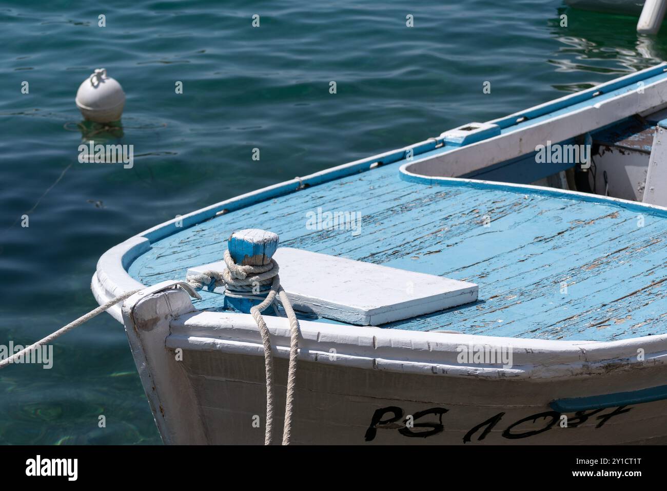 Wooden boat bow detail hi-res stock photography and images - Alamy