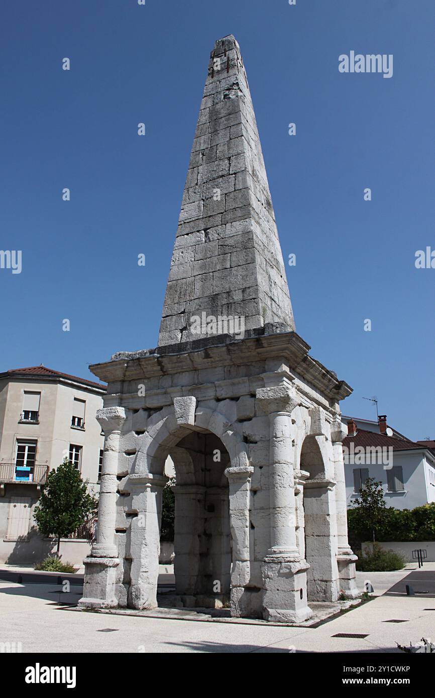 The 'Pyramide' in Vienne, southern France. Known as the 'spina', this ...