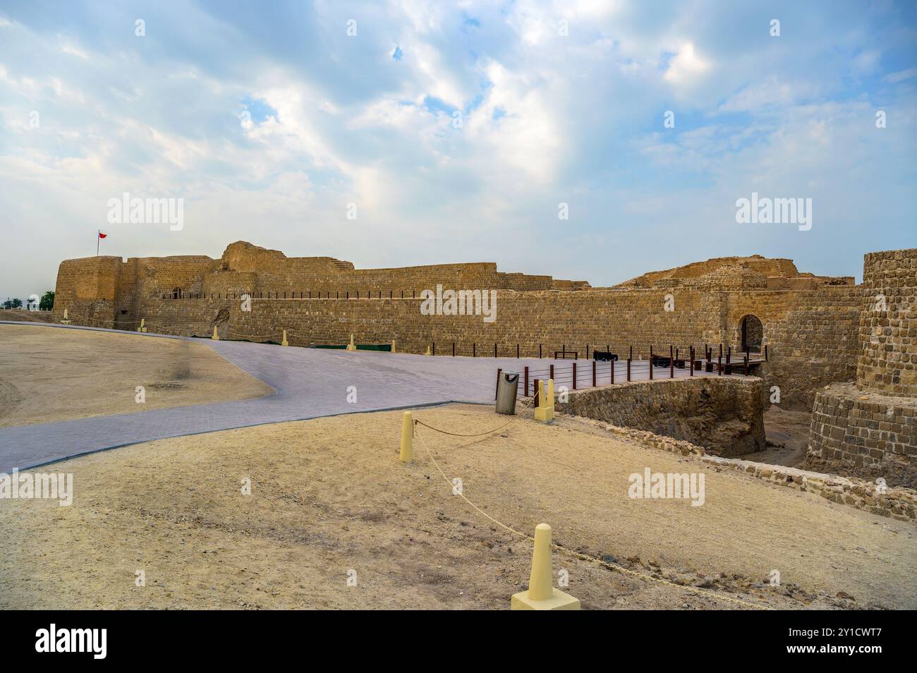 Portuguese fort bahrain hi-res stock photography and images - Alamy