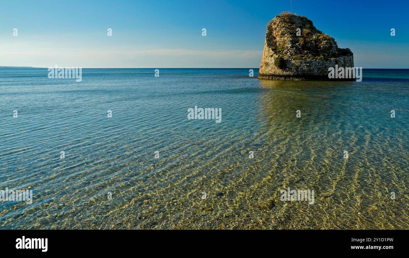 Torre Pali, Salento coast, Lecce,Puglia,Italy Stock Photo - Alamy