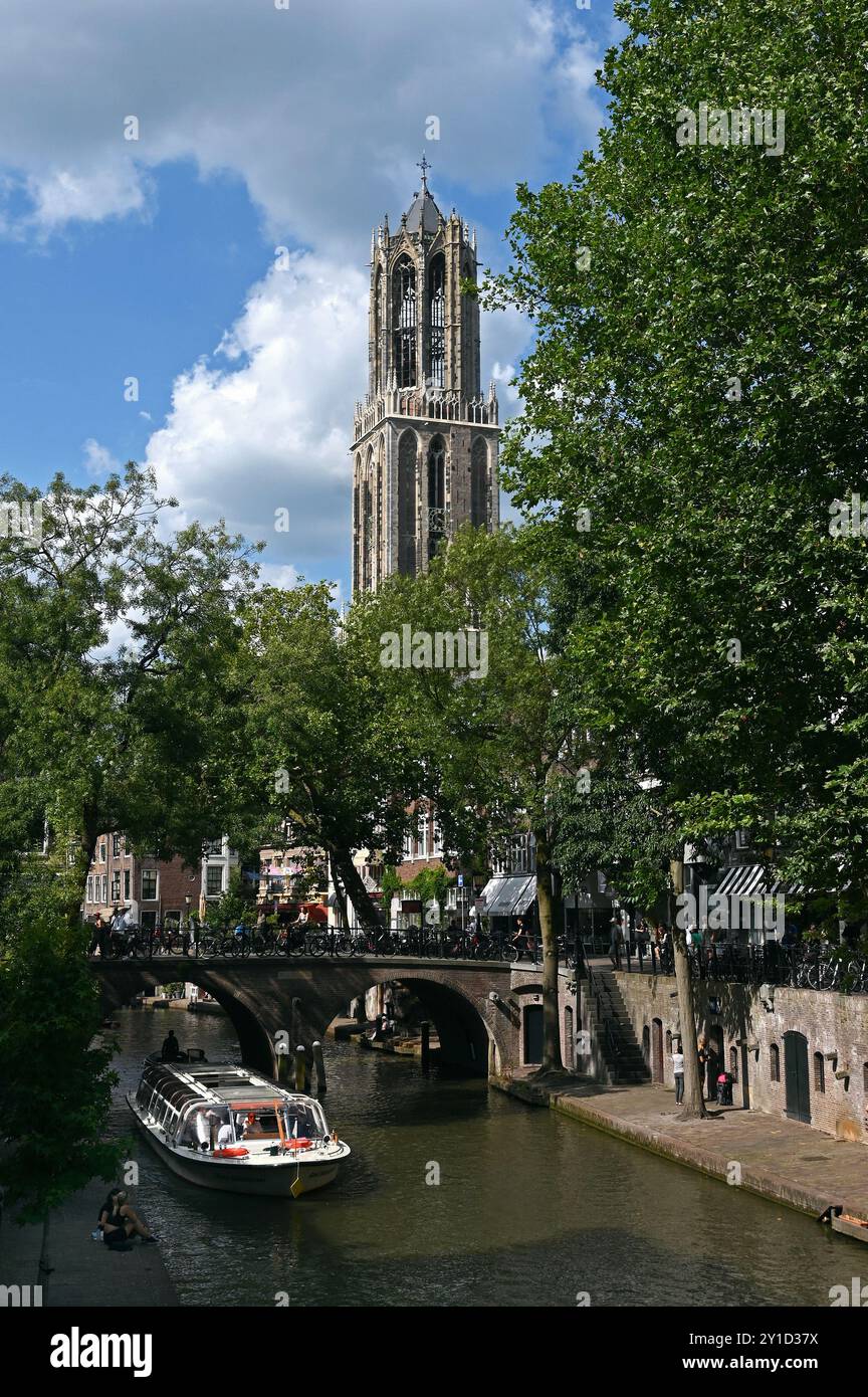 Boote auf der Oudegracht, Utrecht, Niederlande Stock Photo - Alamy