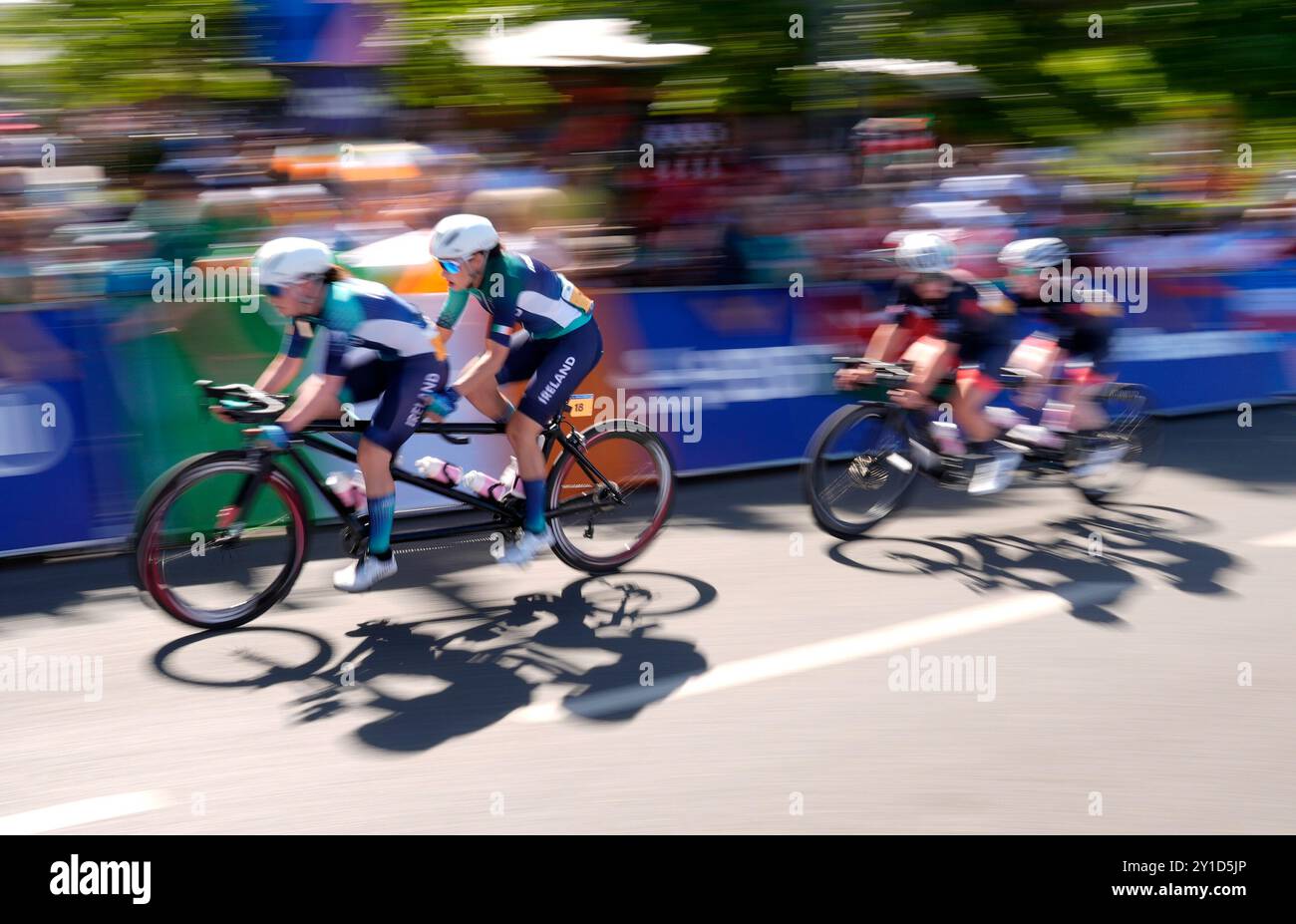 Ireland's Katie-George Dunlevy and pilot Linda Kelly (left) and Great ...