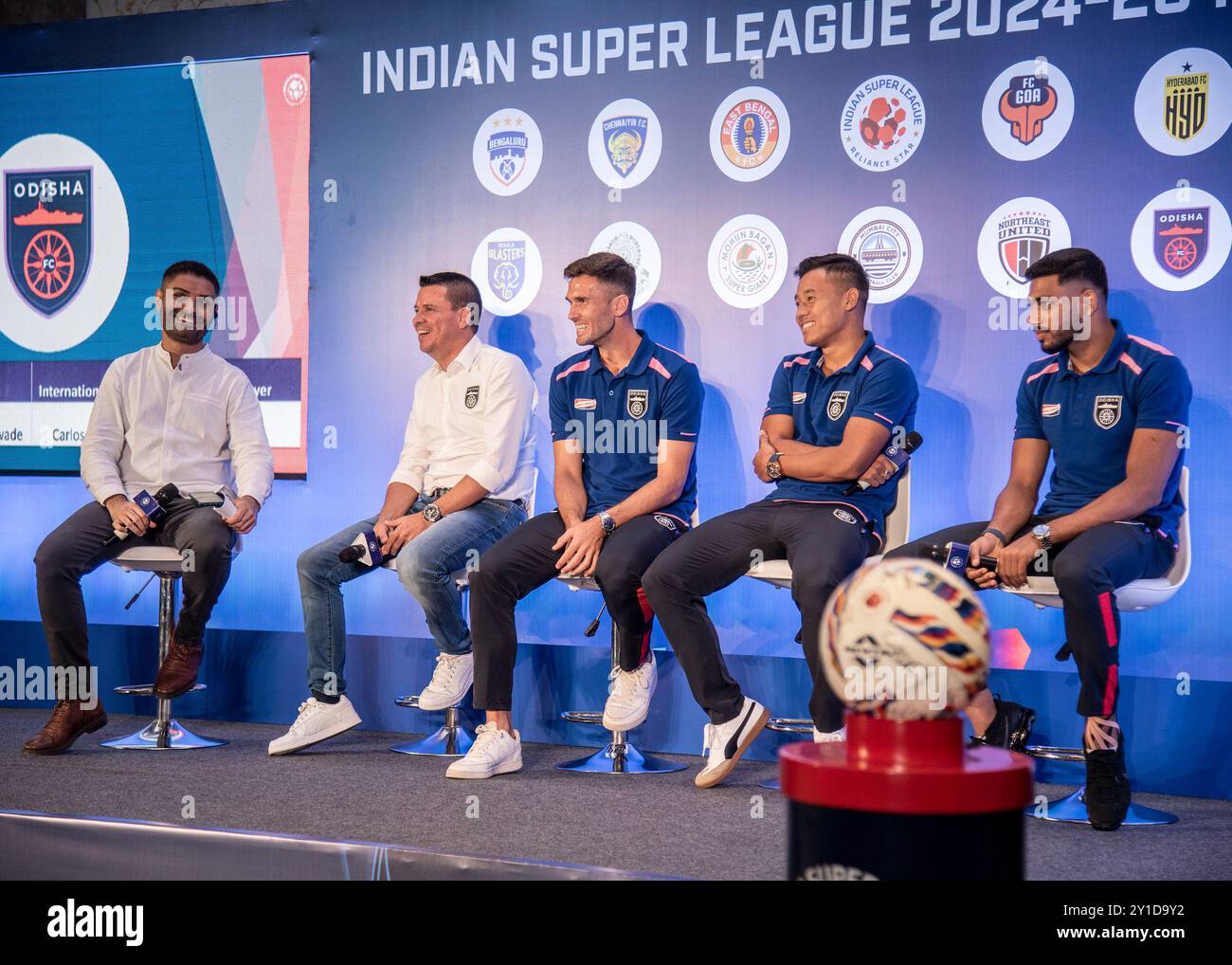 Isl trophy hi-res stock photography and images - Alamy