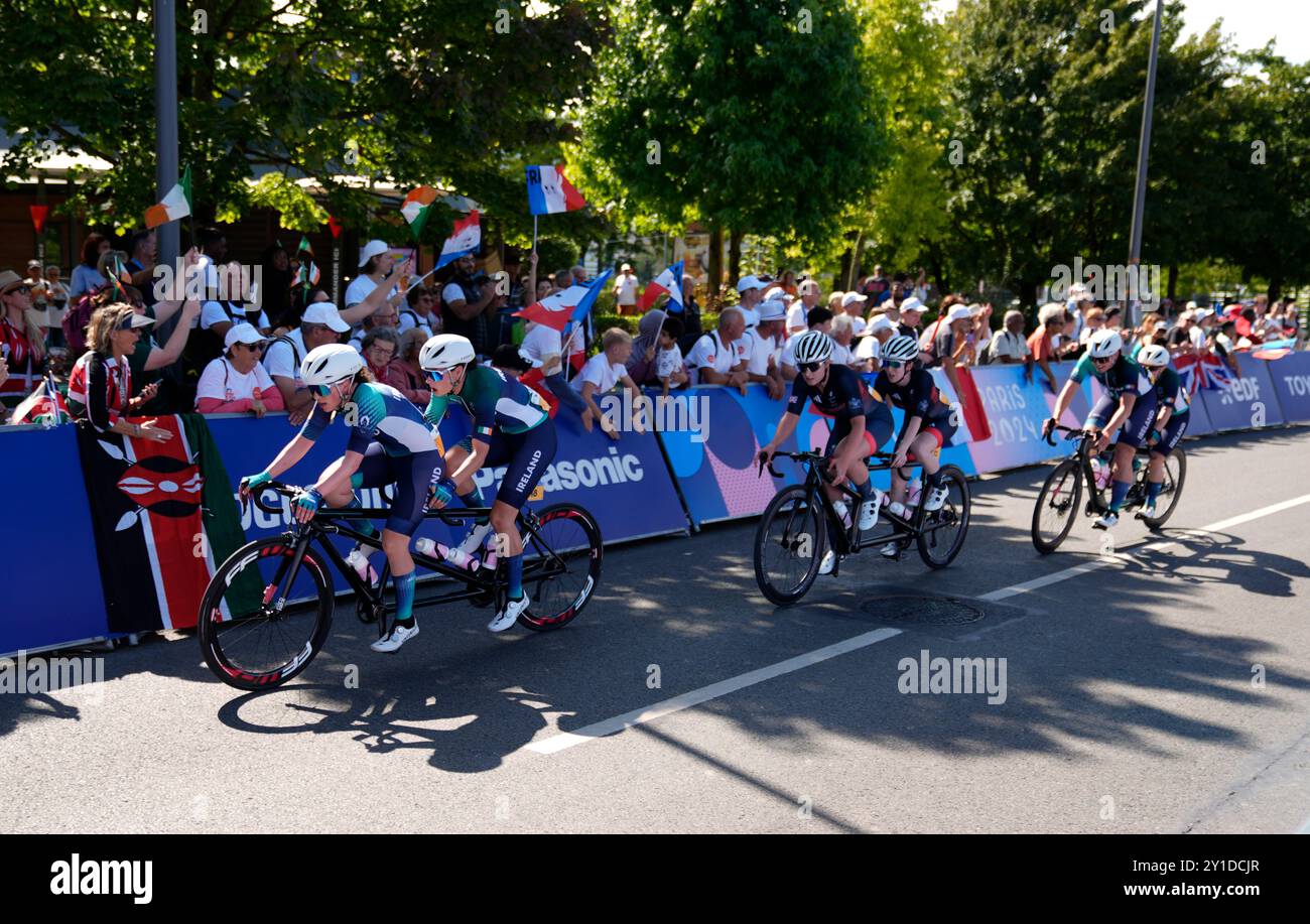 Ireland's Katie-George Dunlevy and pilot Linda Kelly, Great Britain's ...