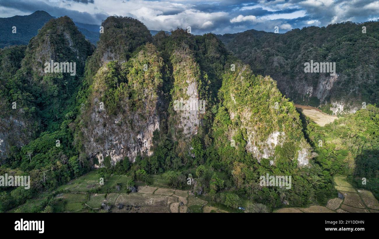 Geopark leang leang hi-res stock photography and images - Alamy