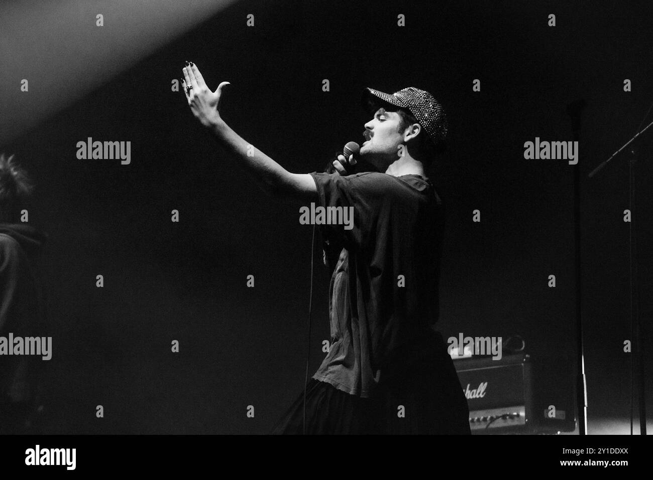 MODEL/ACTRIZ, CONCERT, 2024: Cole Haden singer from the New York band ...