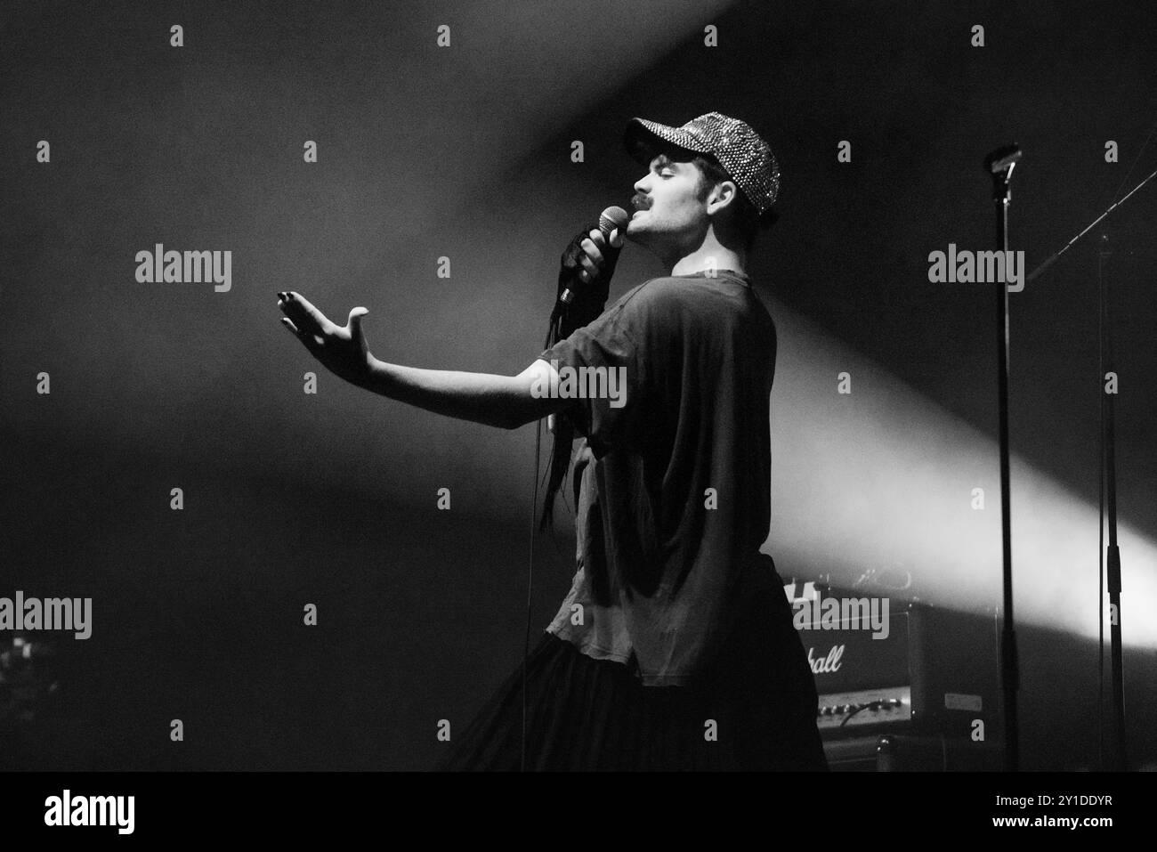 MODEL/ACTRIZ, CONCERT, 2024: Cole Haden singer from the New York band ...