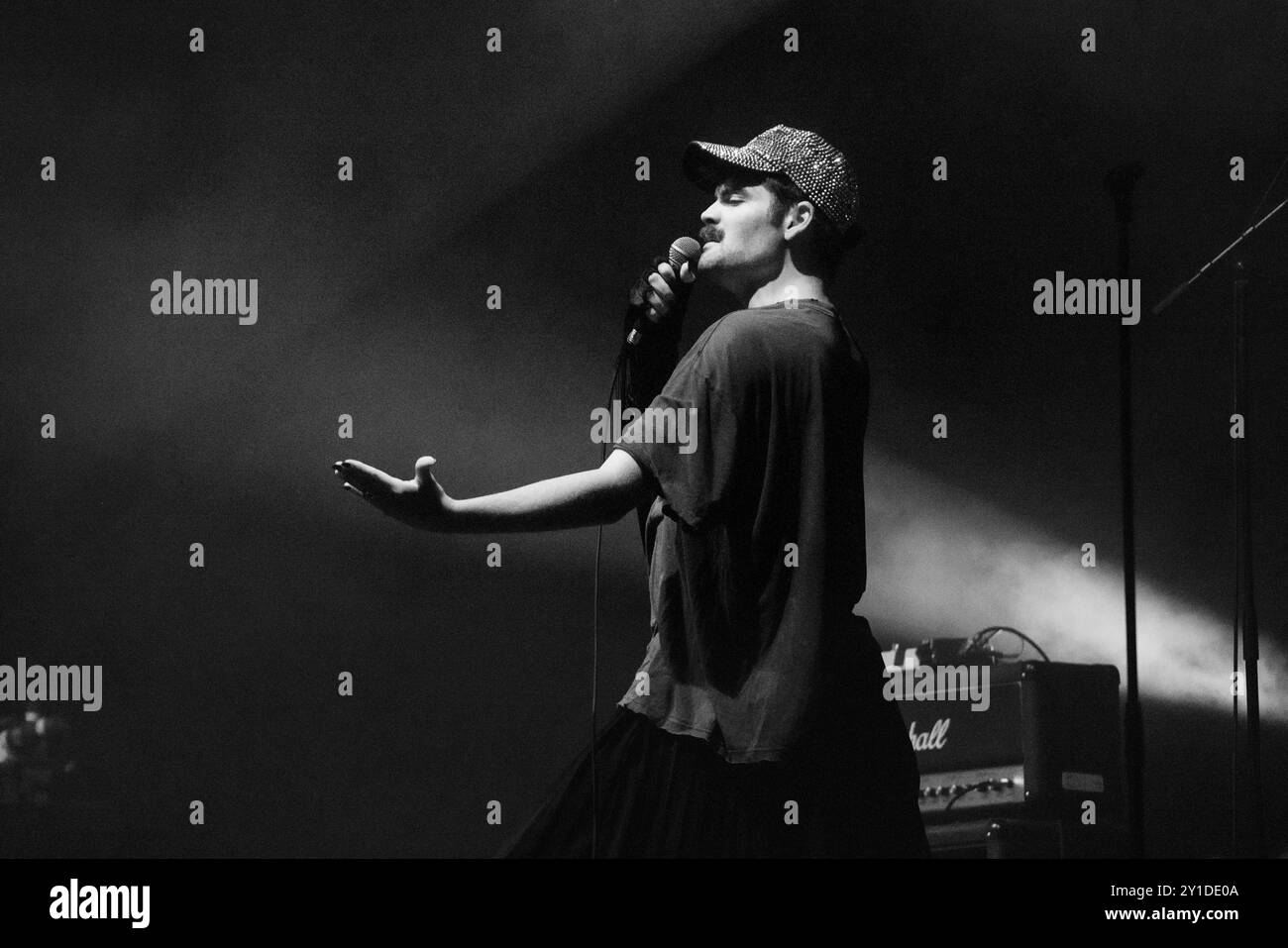 MODEL/ACTRIZ, CONCERT, 2024: Cole Haden singer from the New York band ...