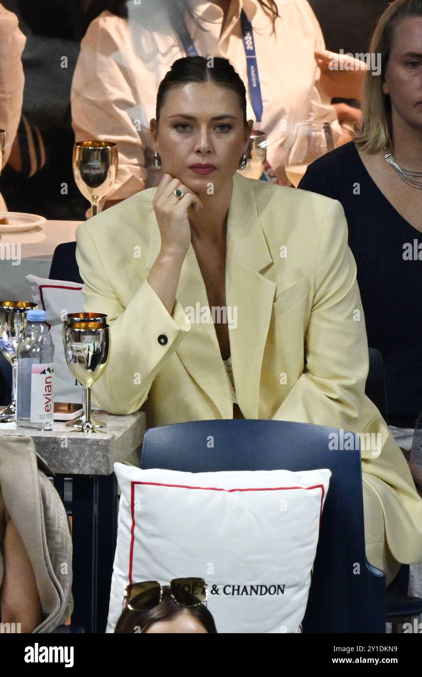 Flushing NY, USA. 05th Sep, 2024. **NO NY NEWSPAPERS** Maria Sharapova is seen watching Aryna ...