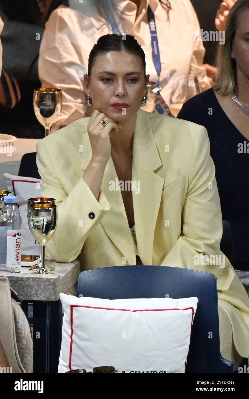 Flushing NY, USA. 05th Sep, 2024. **NO NY NEWSPAPERS** Maria Sharapova is seen watching Aryna ...