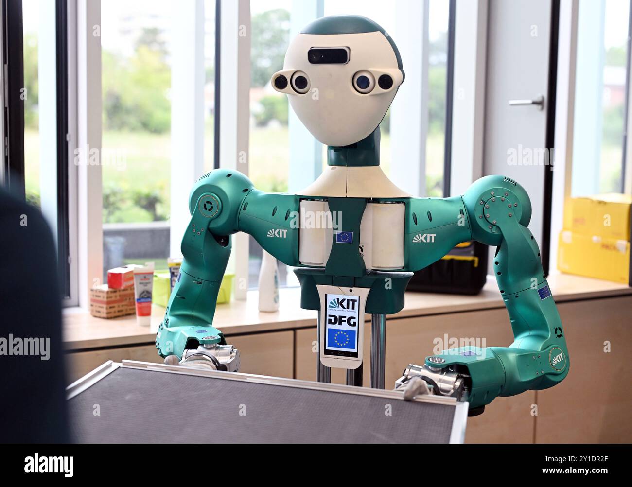 Karlsruhe, Germany. 06th Sep, 2024. At the Karlsruhe Institute of Technology (KIT), the humanoid ...