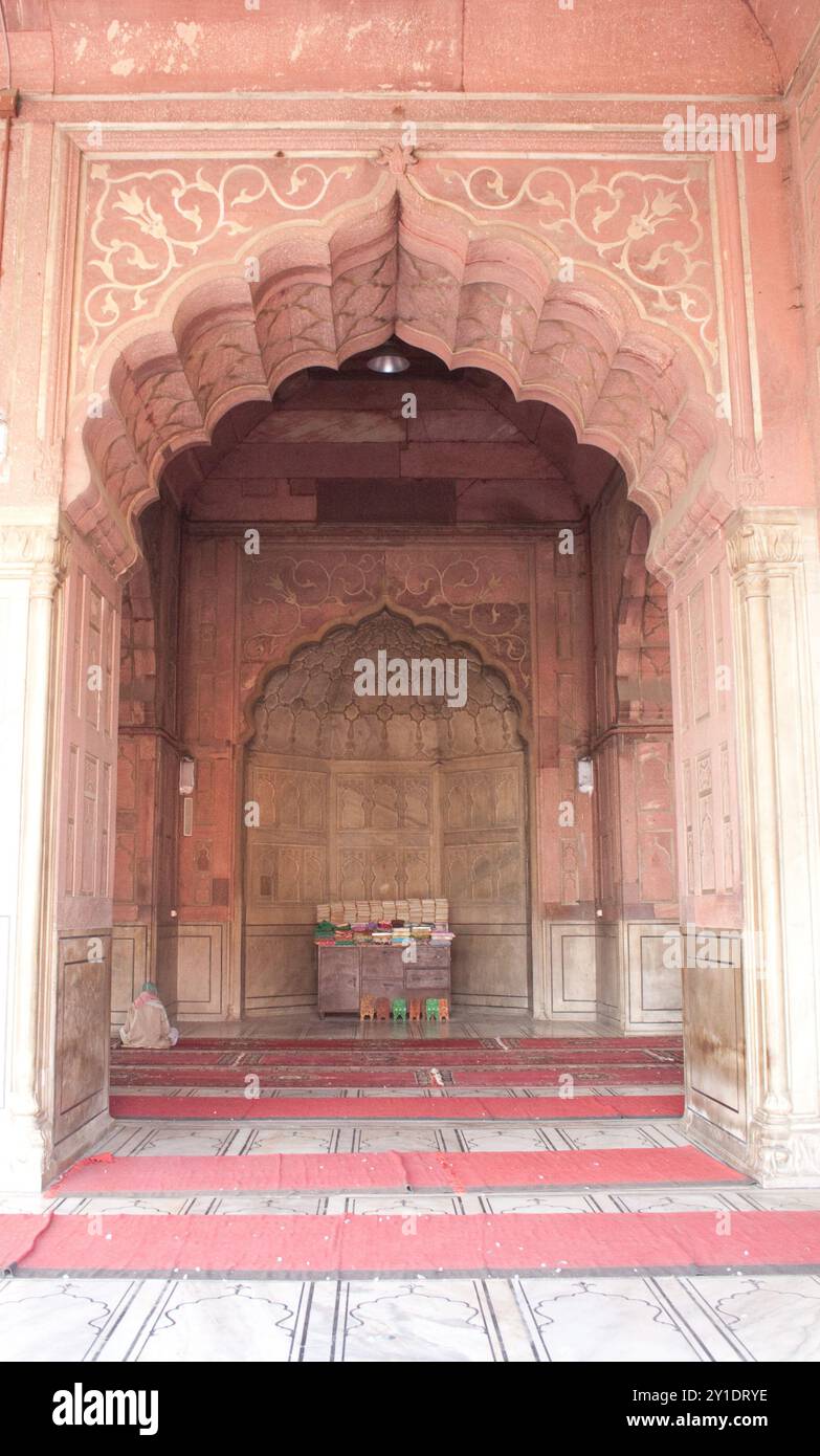 Alcove, beautifully decorated alcove; Jama Masjid - Friday Mosque ...