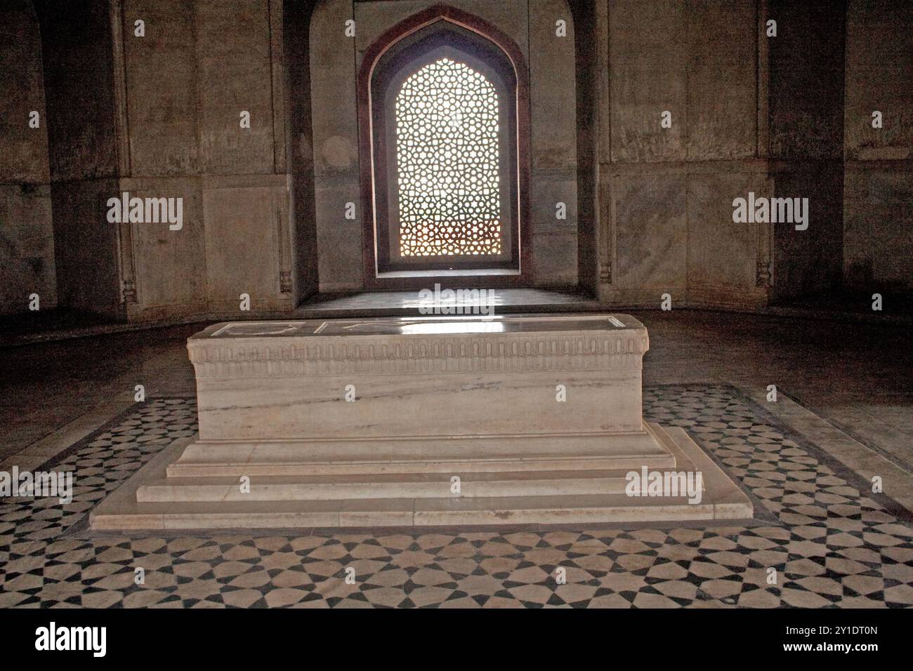 Marble tomb, Humayan's Tomb complex, Delhi, India. Nasir al-Din ...