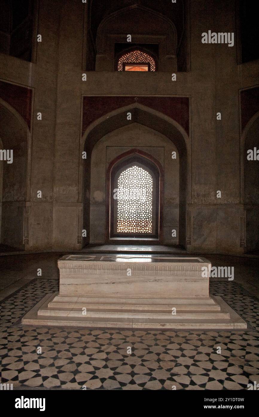 Marble tomb, Humayan's Tomb complex, Delhi, India. Nasir al-Din ...
