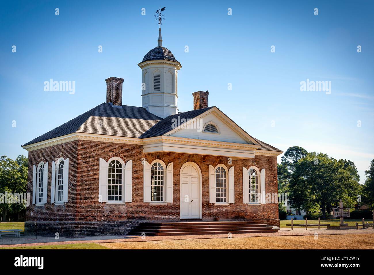 The old brick courthouse, built in 1771, still stands at Colonial ...