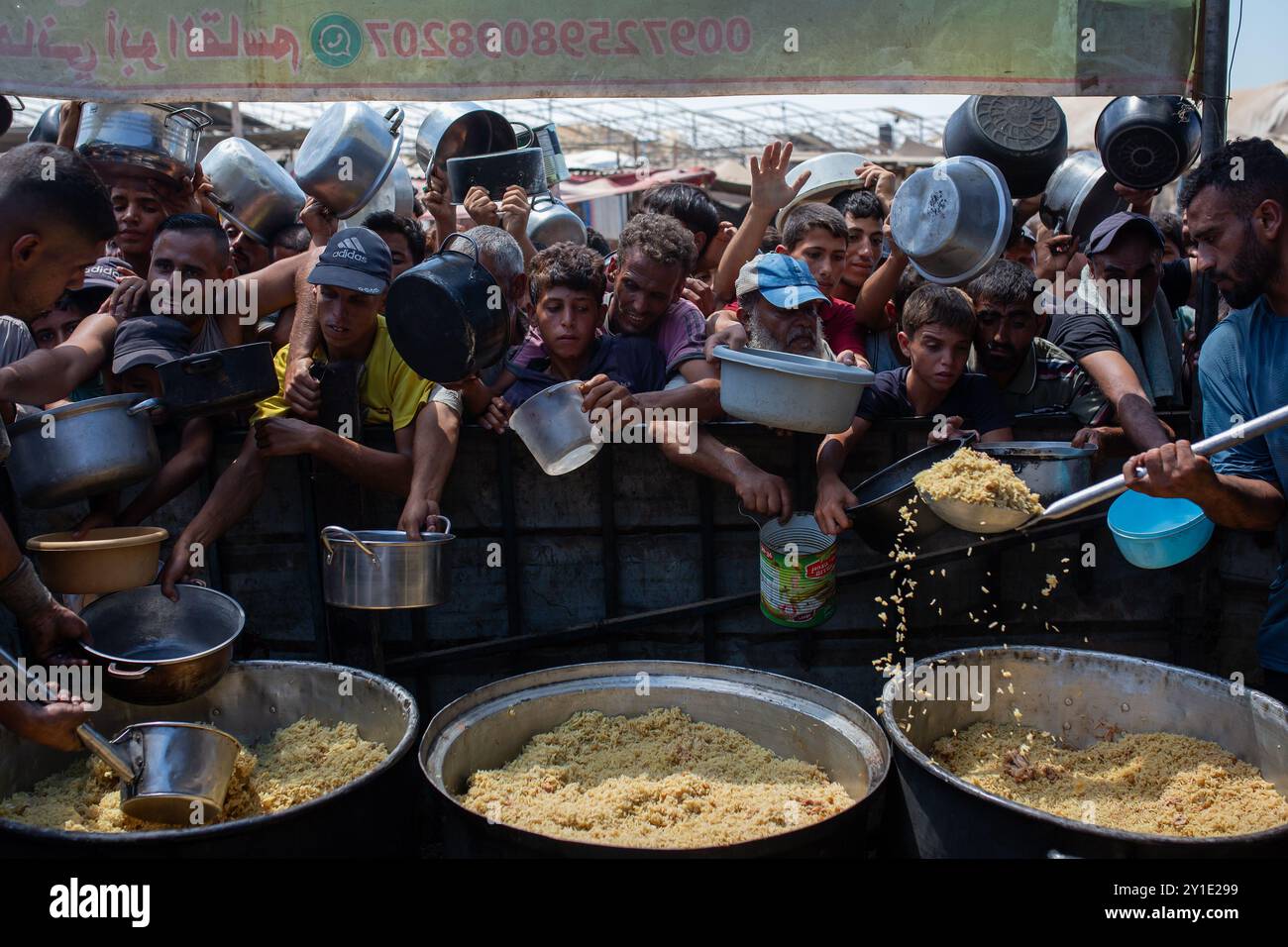 Gaza hospital explosion hi-res stock photography and images - Alamy