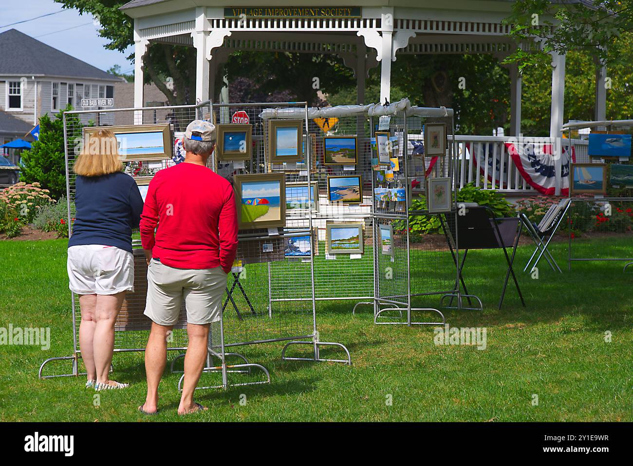 Art show on the Dennis Common, Dennis, Massachusetts, USA on Cape Cod ...