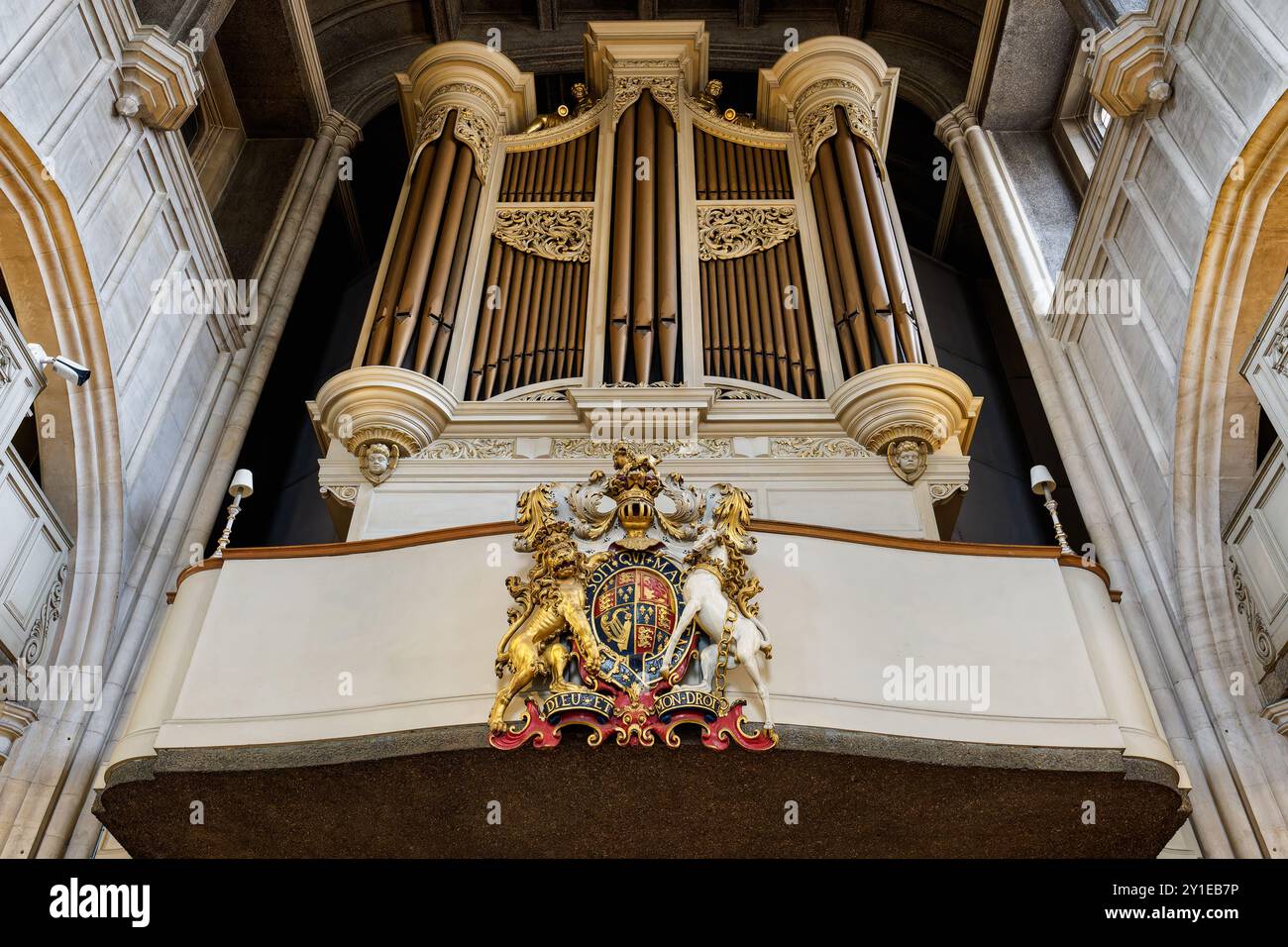 Stuart arms of the restoration hi-res stock photography and images - Alamy