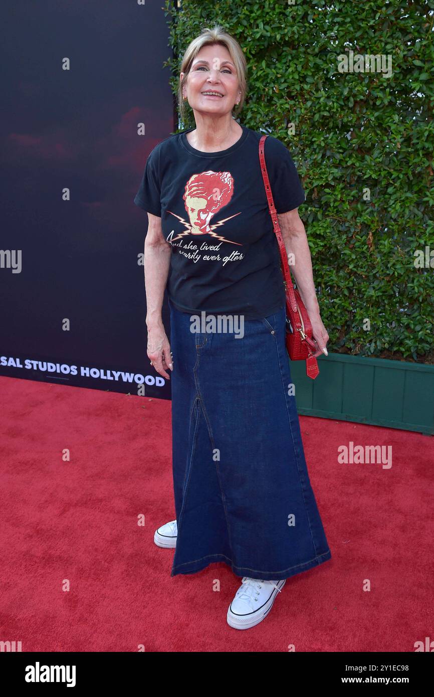 Sandy King bei der Eröffnung der Halloween Horror Nights in den Universal Studios Hollywood ...
