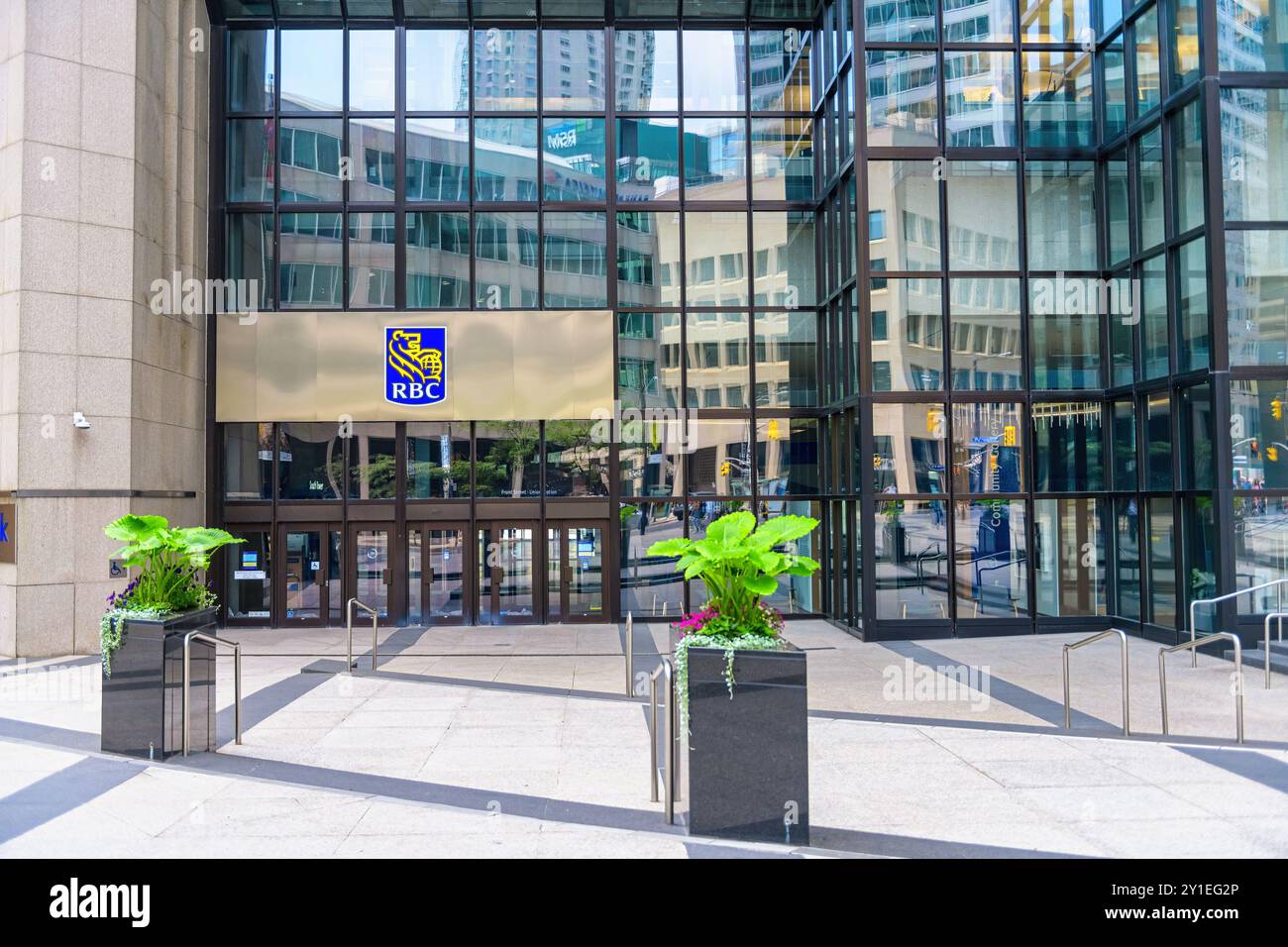Royal Bank Plaza, building entrance, Toronto, Canada Stock Photo - Alamy