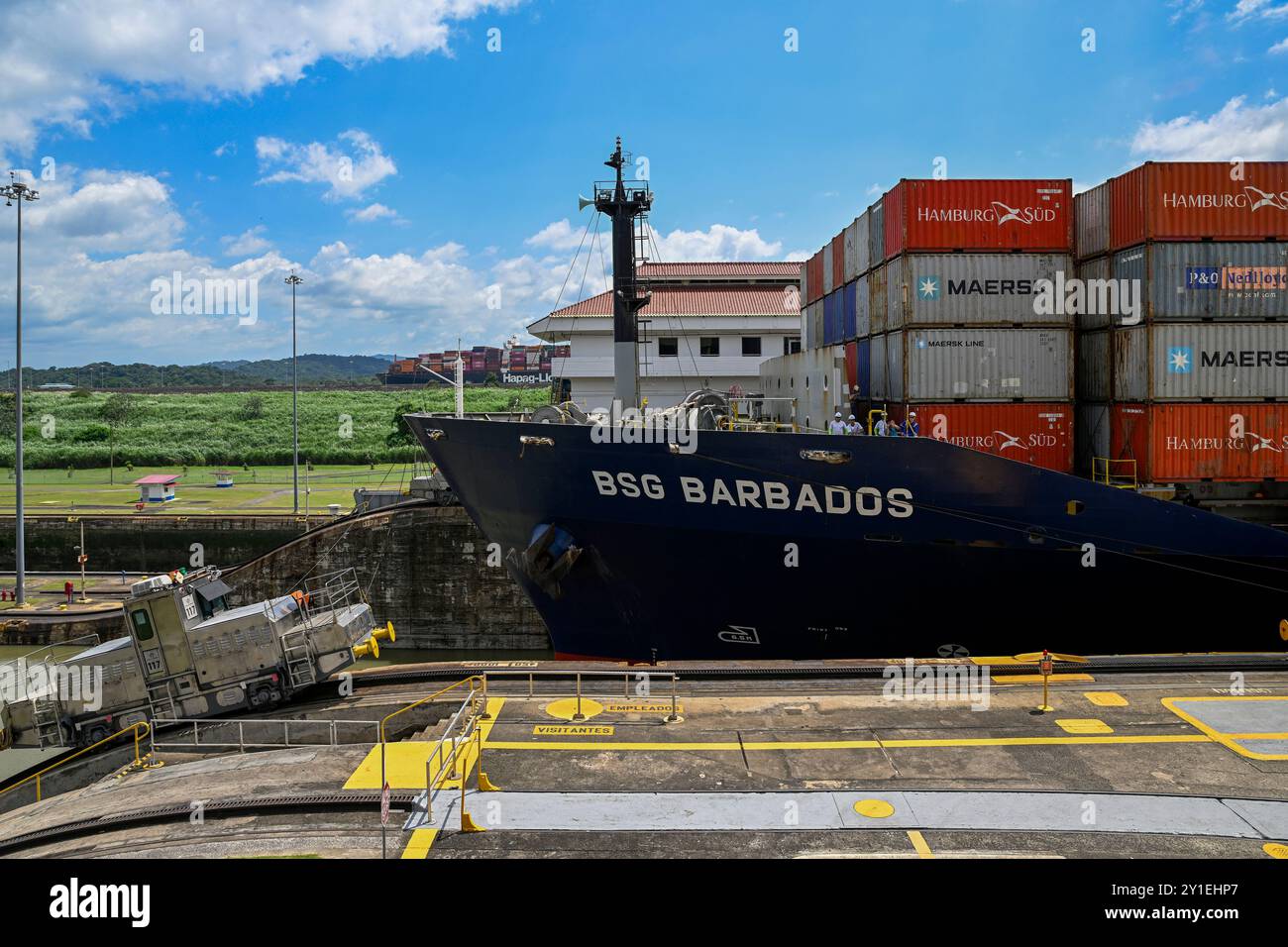 Panama, Pacific and Atlantic Oceans. 15th Aug, 1914. A cargo vessel ...