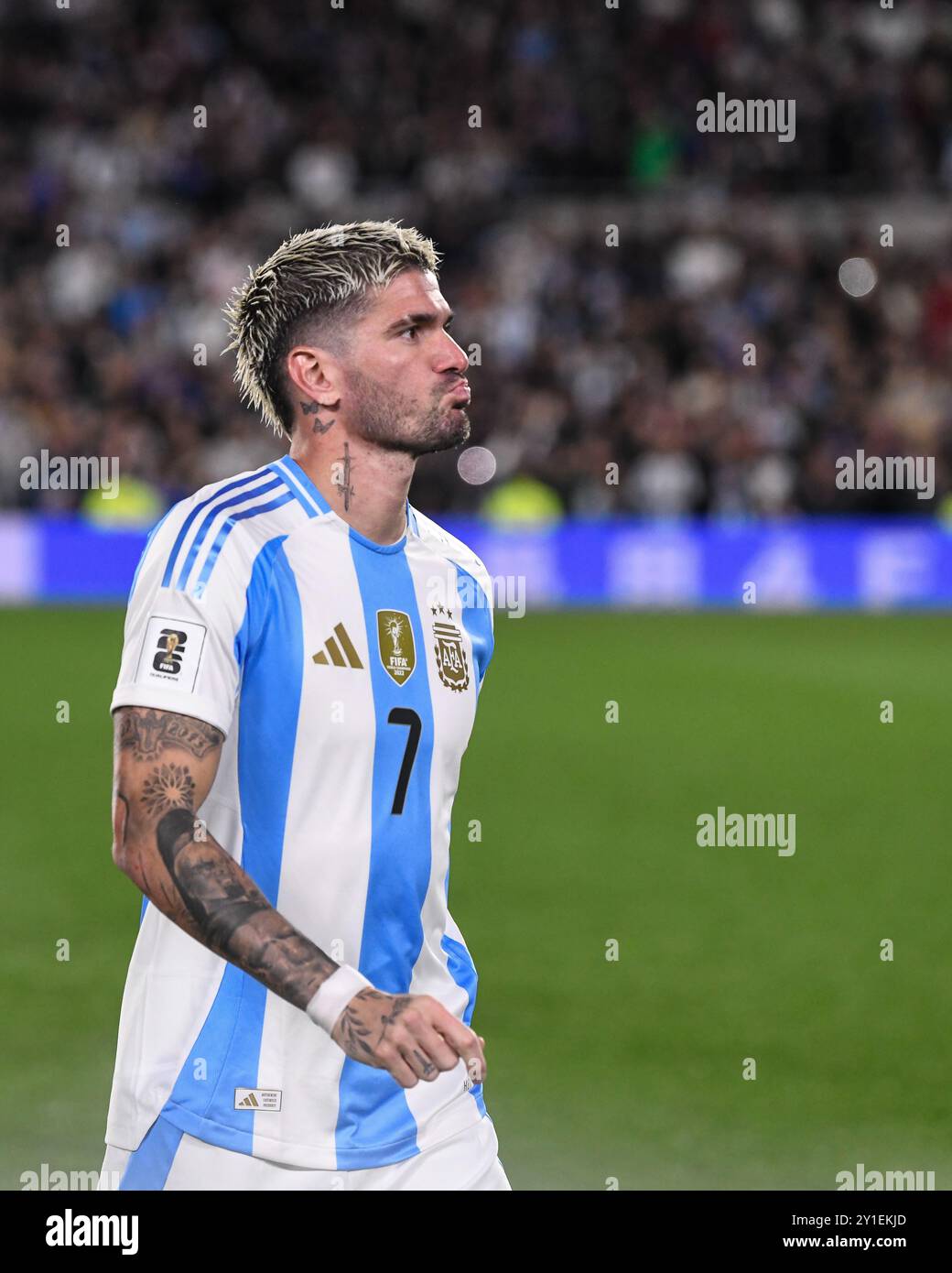 BUENOS AIRES, ARGENTINA - SEPTEMBER 05: Rodrigo De Paul of Argentina ...
