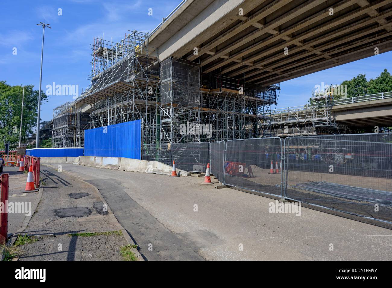 M8 motorway woodside viaduct hi-res stock photography and images - Alamy