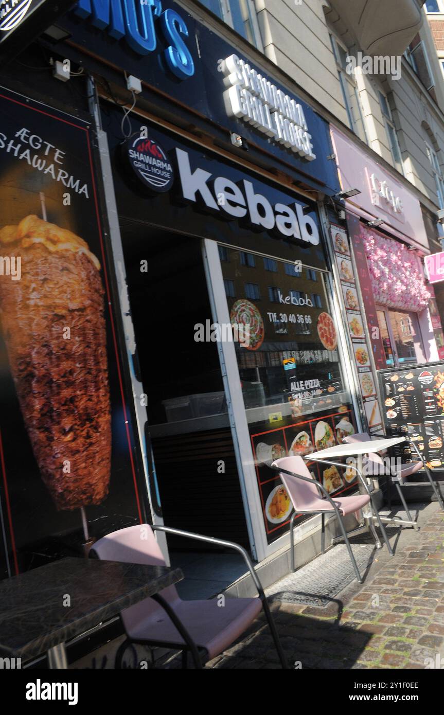 Kebab shop train station hi-res stock photography and images - Alamy