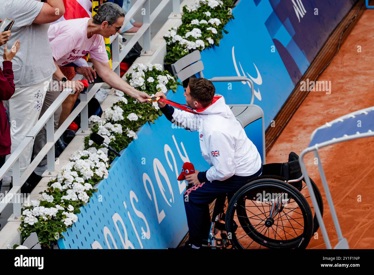 Paris, Sept. 6, 2024, Paralympics wheelchair tennis event. Alfie Hewett ...