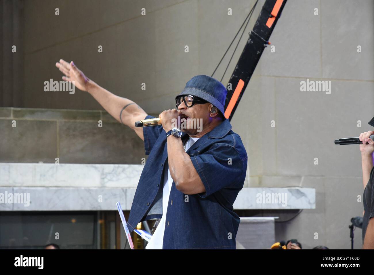 Ll cool j sam hanna hi-res stock photography and images - Alamy