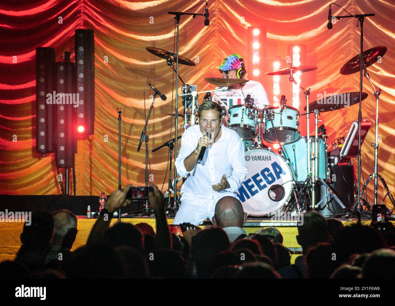 Entertainment Musik, Dieter Bohlen praesentiert 40 Jahre Modern Talking ...