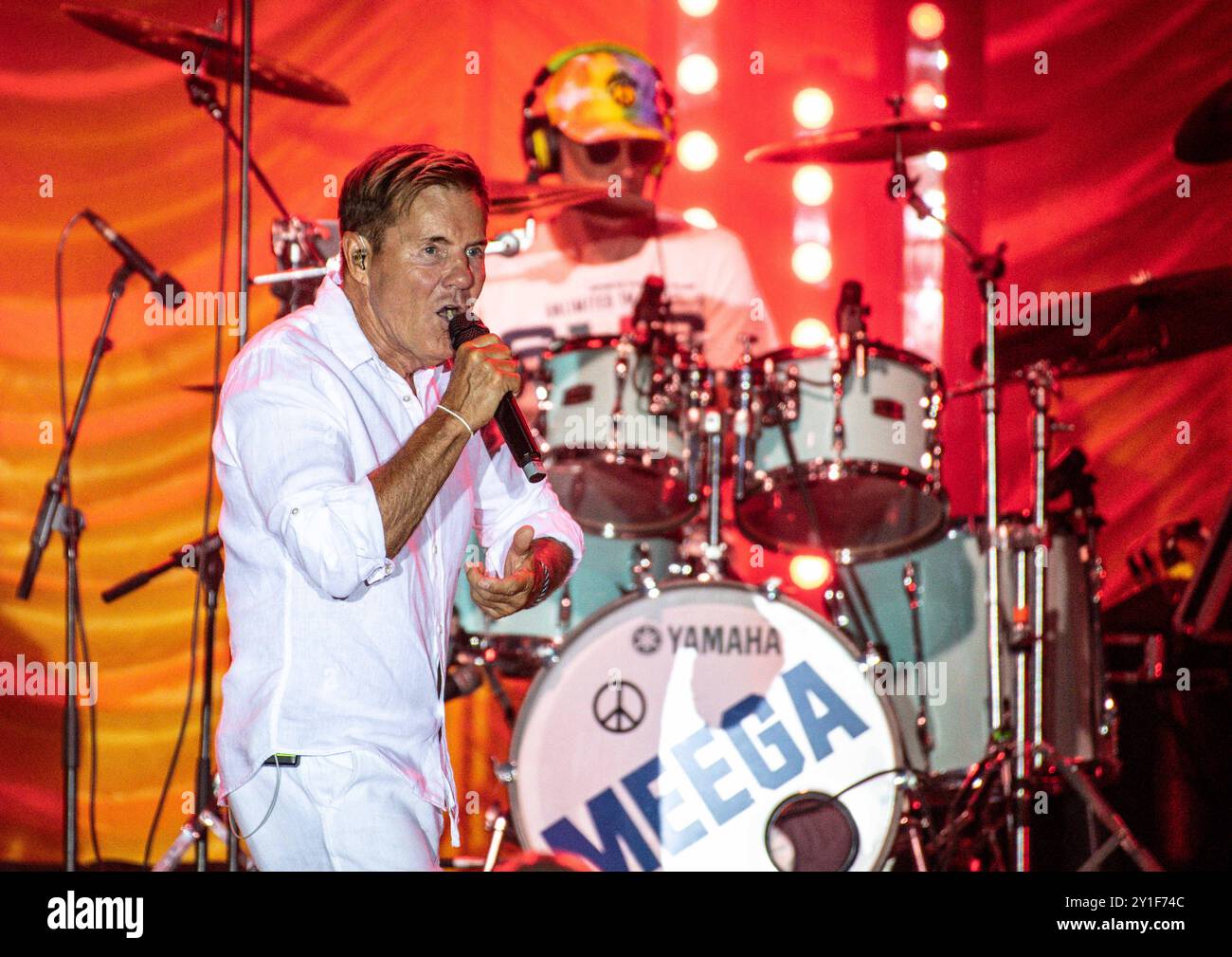 Entertainment Musik, Dieter Bohlen praesentiert 40 Jahre Modern Talking ...