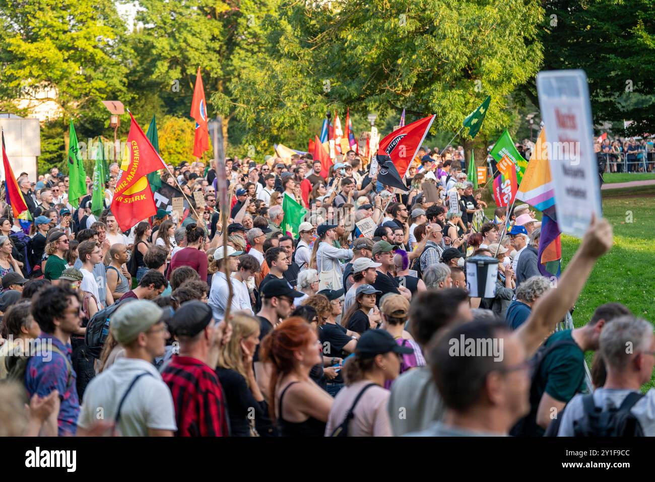 Protests against a so-called citizens' dialogue of the AfD in the ...