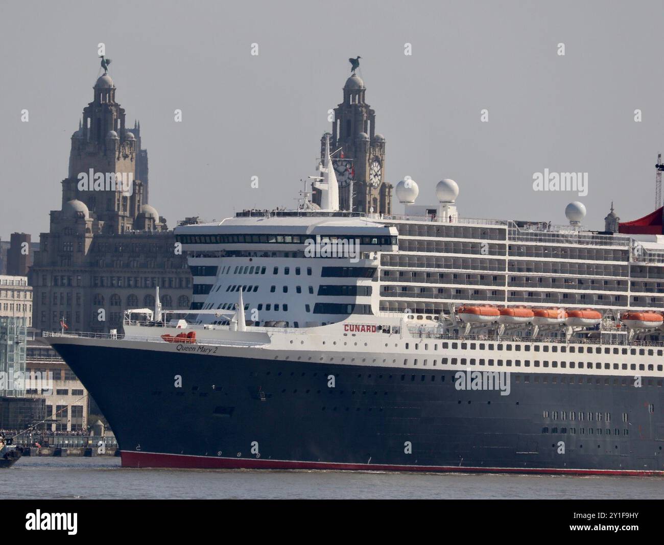 Queen Mary’s 400th Transatlantic voyage Stock Photo - Alamy