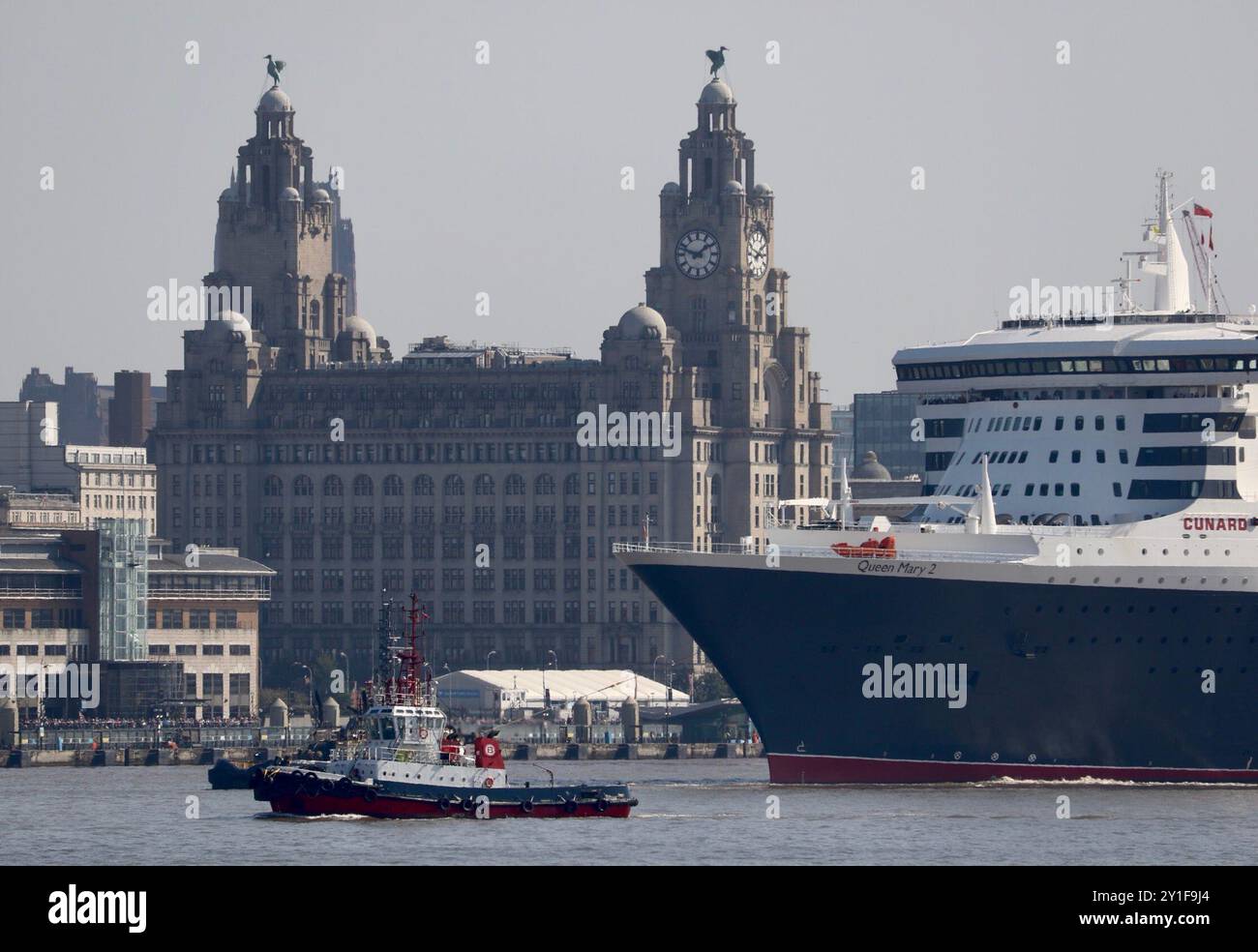 Queen Mary’s 400th Transatlantic voyage Stock Photo - Alamy