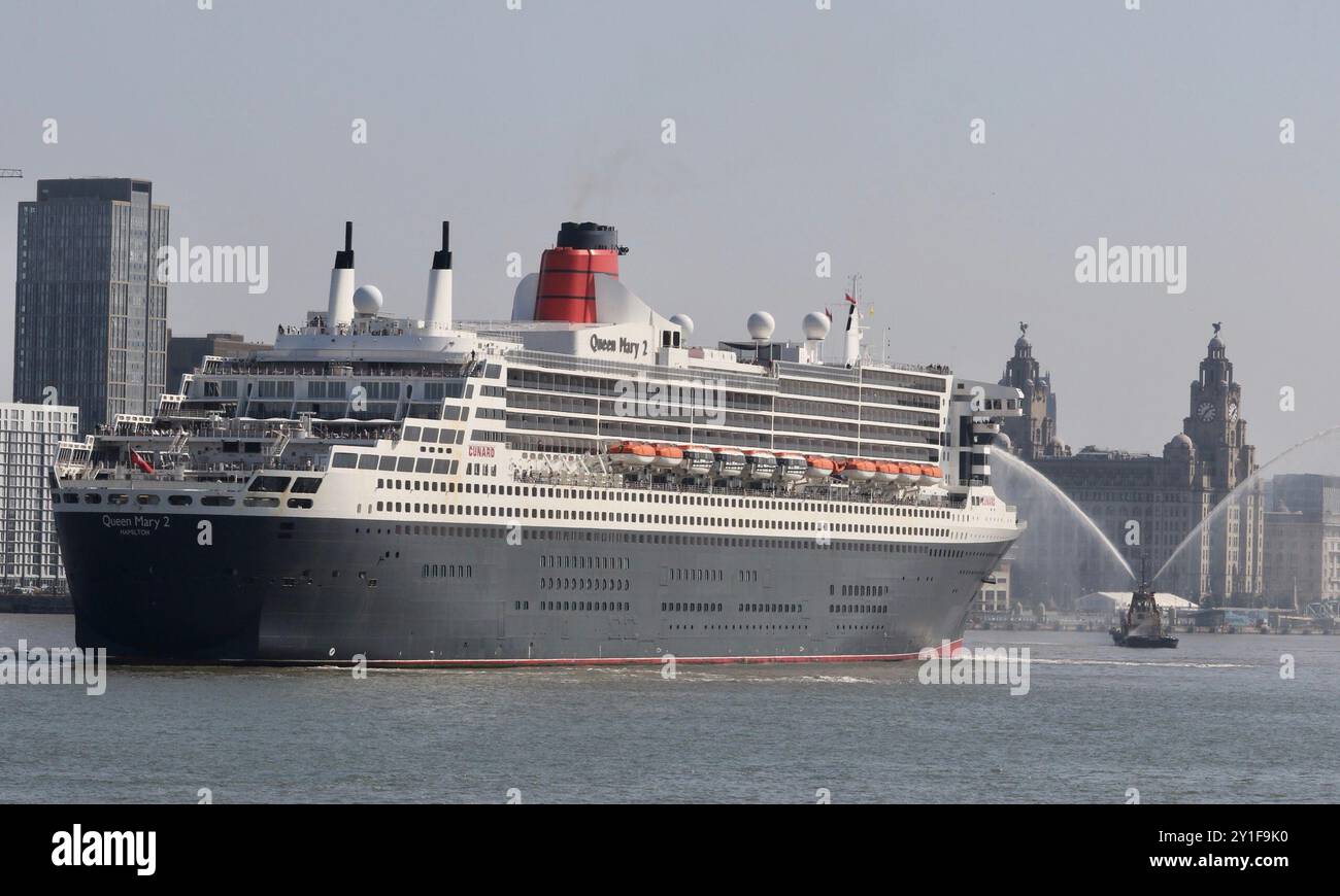 Queen Mary’s 400th Transatlantic voyage Stock Photo - Alamy