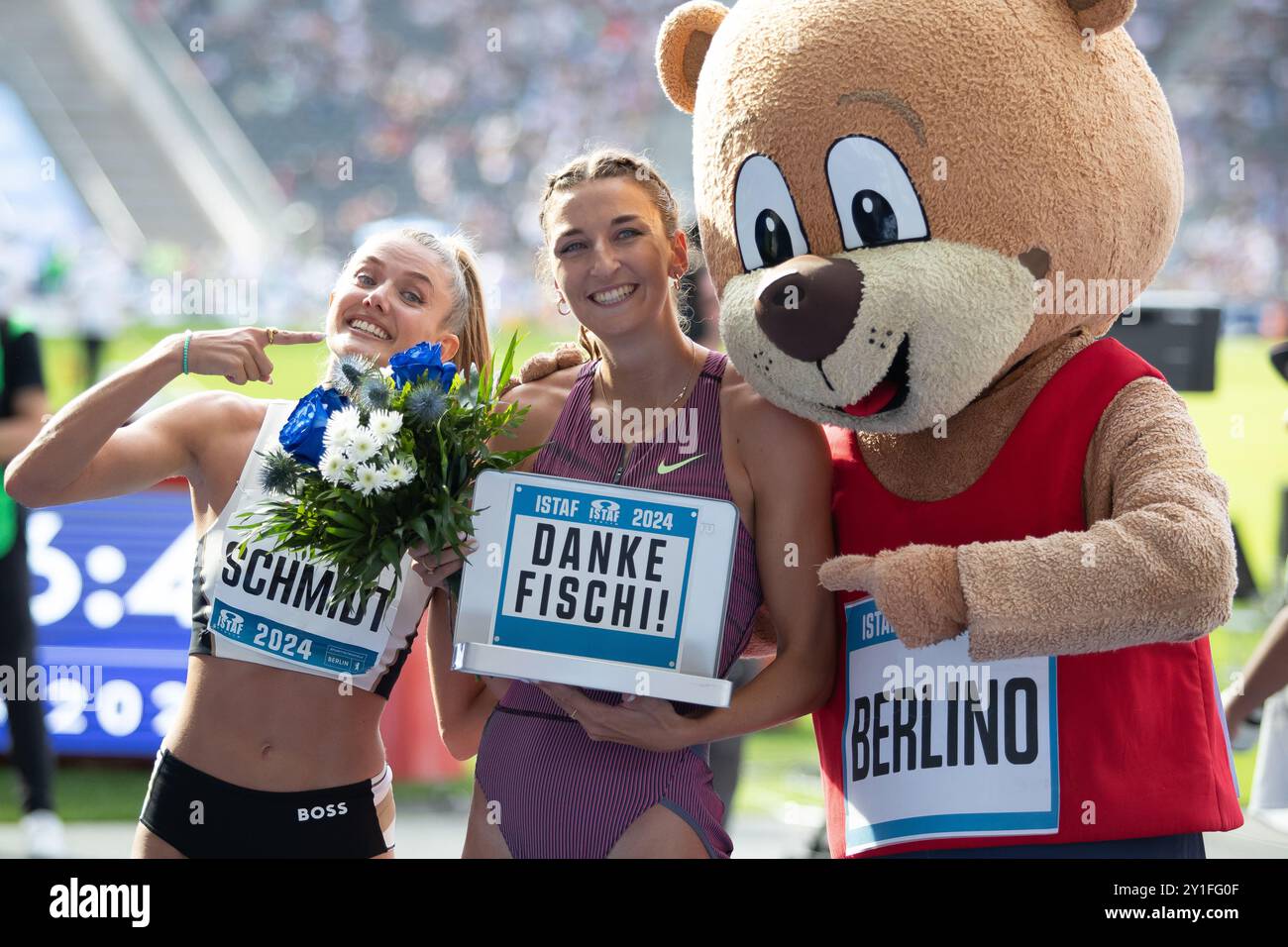 Berlin, Germany. 01rd Sep, 2024. Athletics, Meeting, ISTAF: 600m Women: Alica Schmidt (GER)and ...