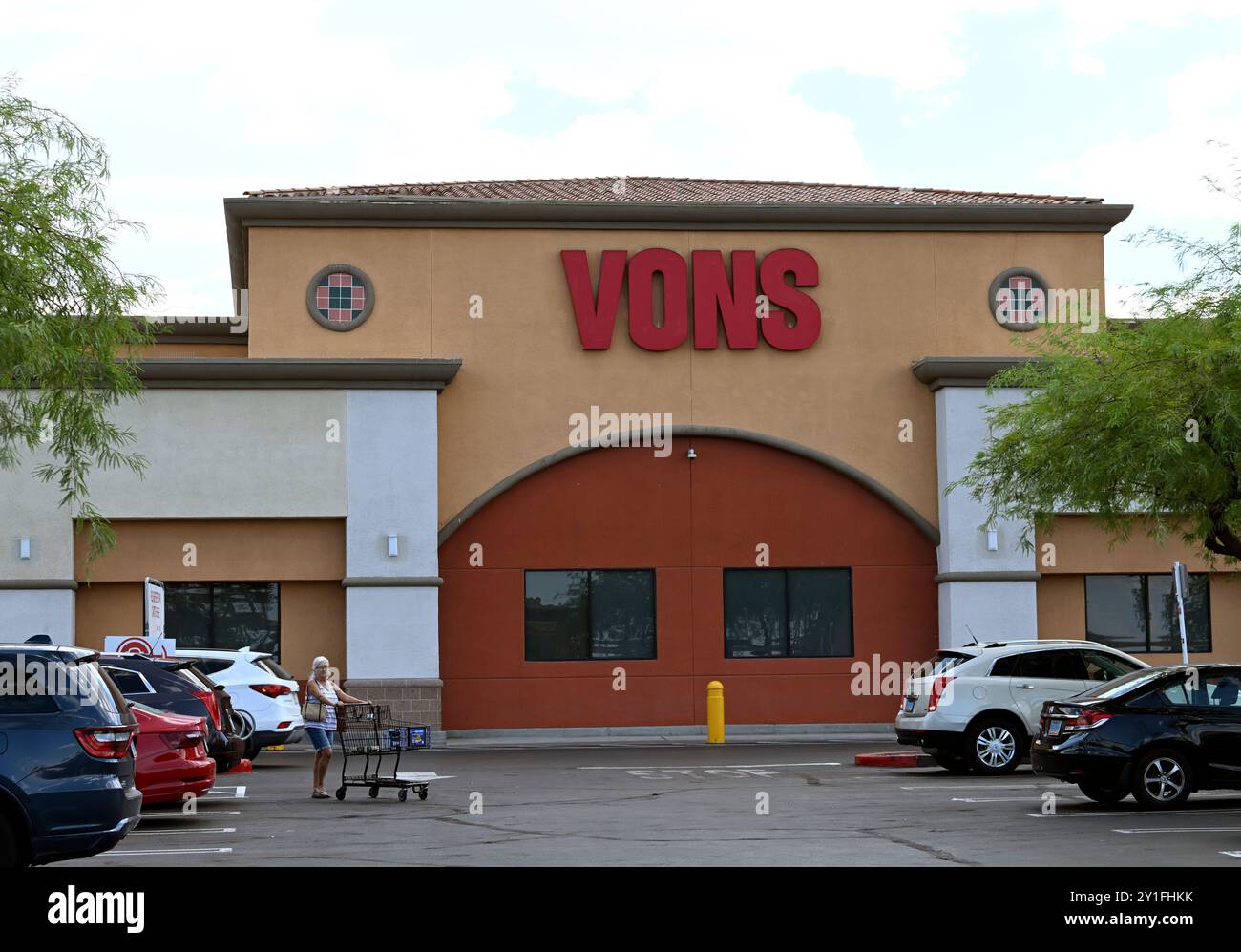 Albertsons exterior hi-res stock photography and images - Alamy