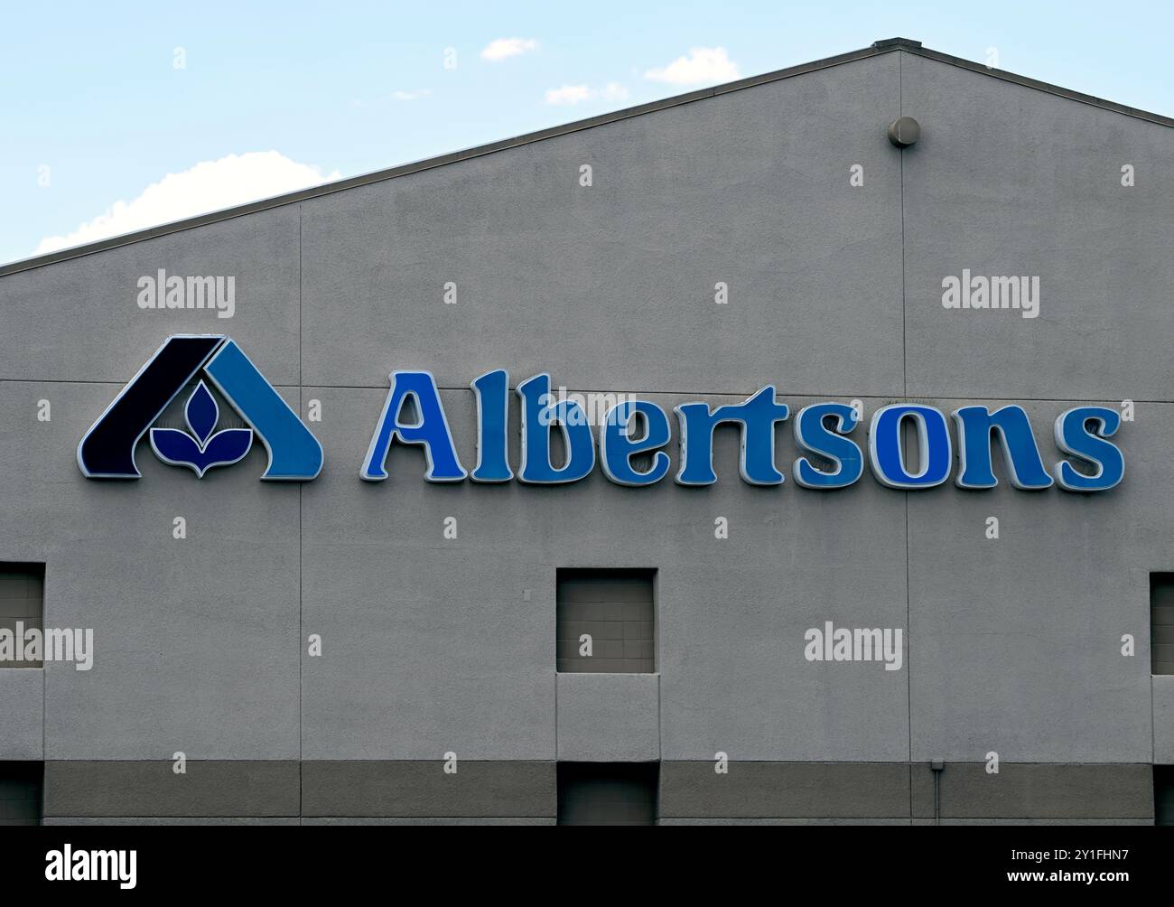 Albertsons exterior hi-res stock photography and images - Alamy
