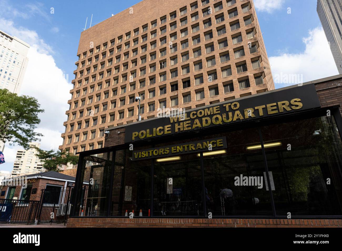 The exterior of the New York City Police Department's headquarters at 1 ...
