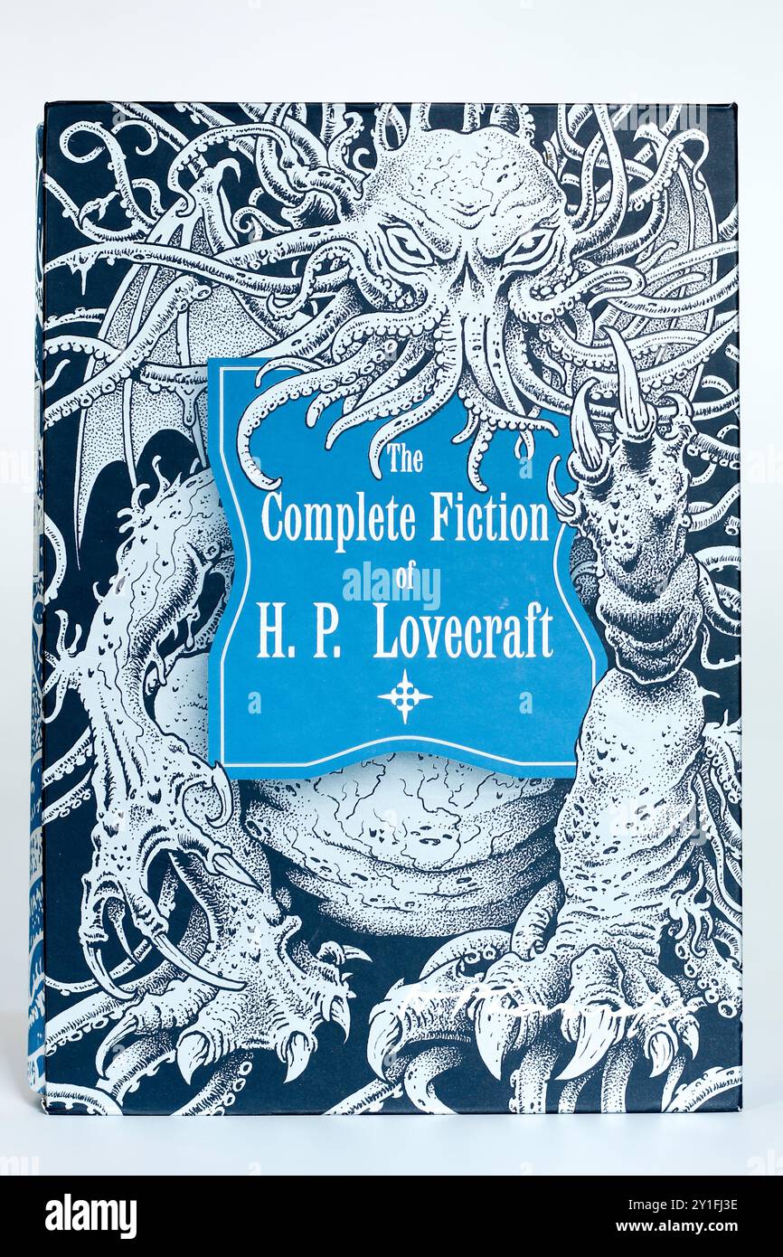 Lovecraft book cover hi-res stock photography and images - Alamy