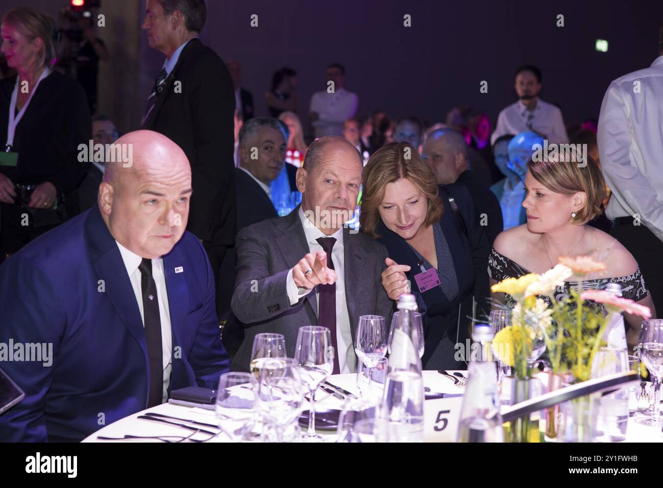 Leif-Erik Lindner (Managing Director of IFA Management GmbH), Olaf ...