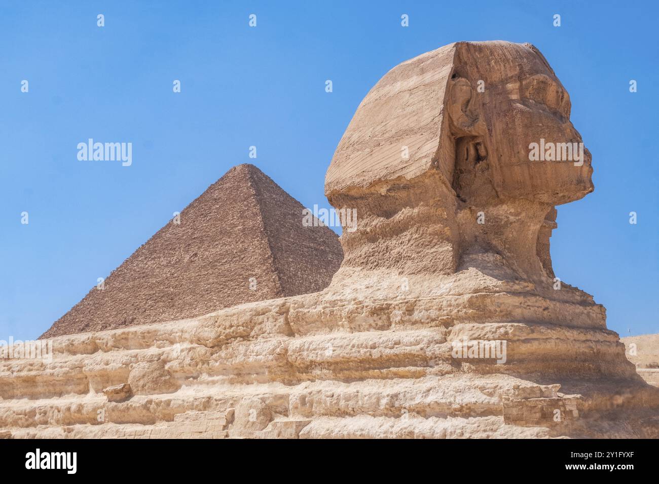 Stand in awe of the iconic Sphinx, the enigmatic guardian of Egypt's ...