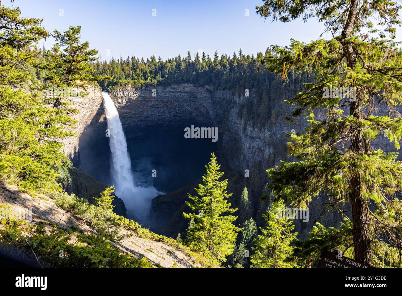 Clearwater, Canada. 05 September, 2024 Pictured: Helmcken Falls in ...