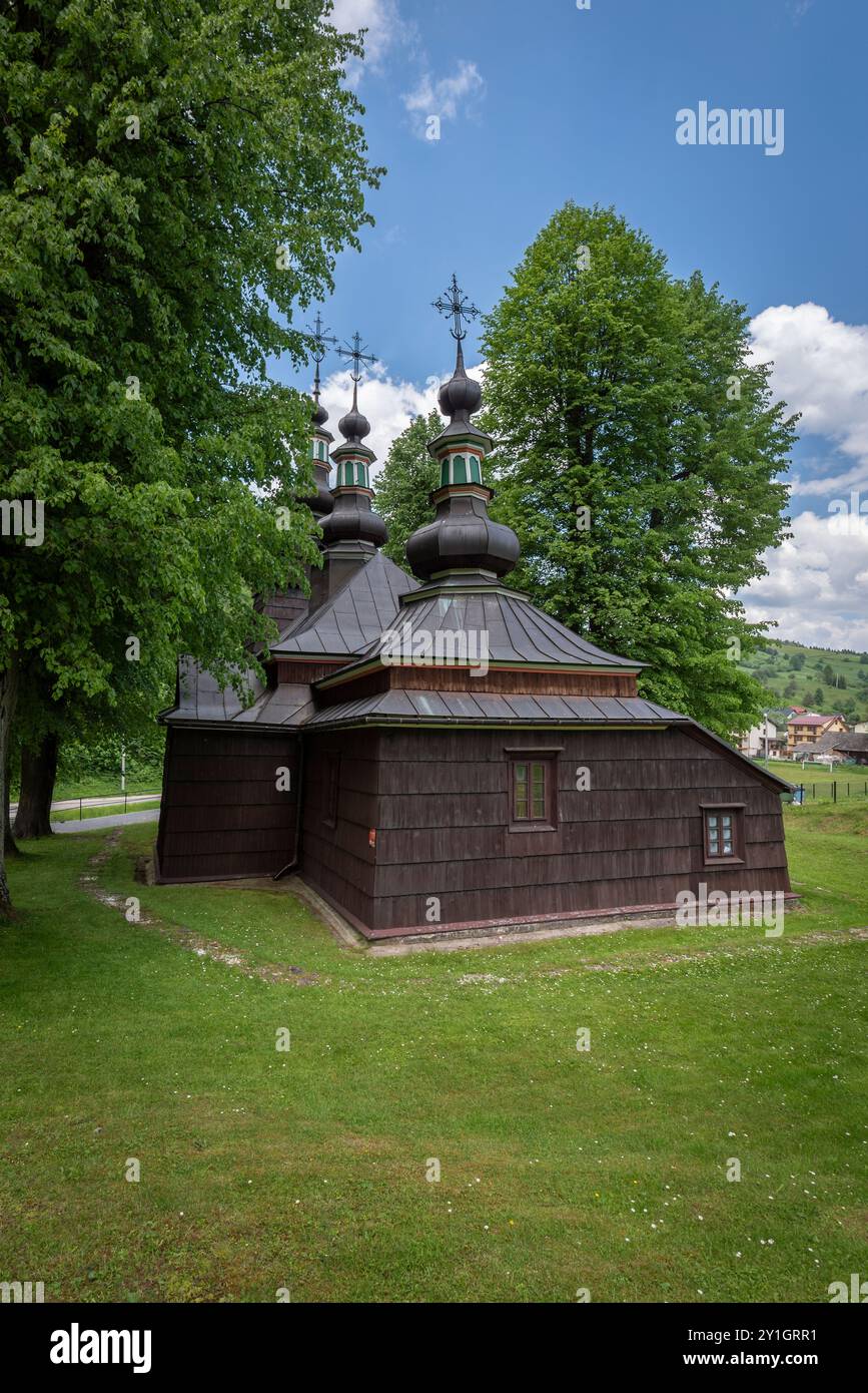 Gereckokatolicka cerkiew św. św. Kosmy i Damiana w Miliku, Beskid ...