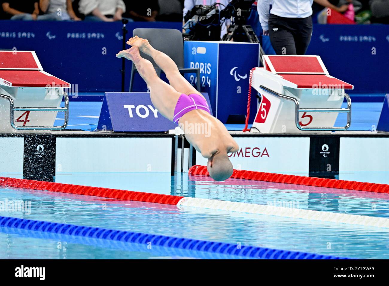 Paris, France. 06th Sep, 2024. China's Jincheng Guo sets a world record ...