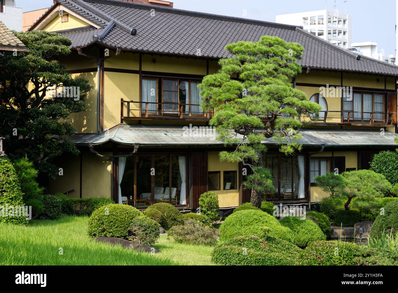 Kiunkaku, an old traditional ryokan Stock Photo - Alamy